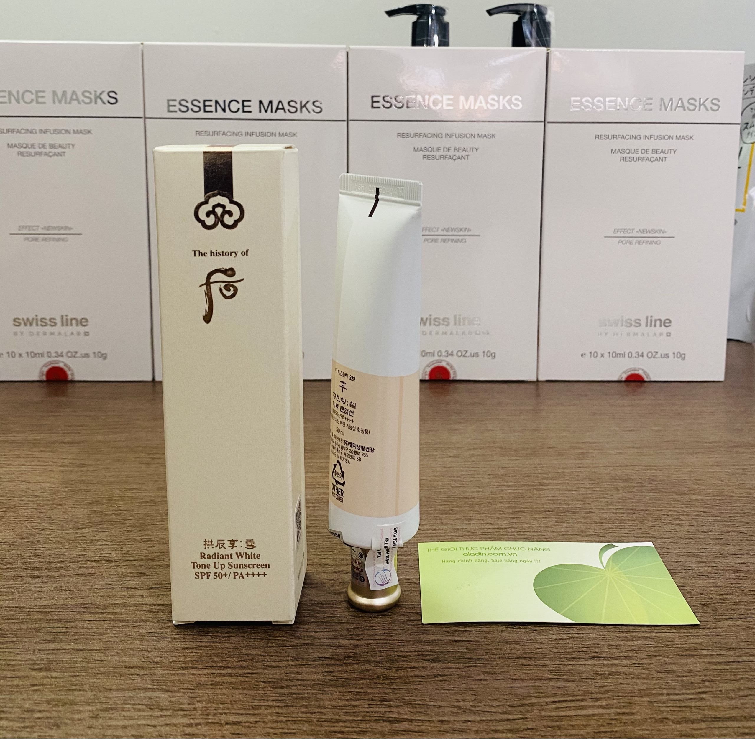 Kem chống nắng nâng tông Whoo Gongjinhyang Seol Radiant White Tone Up Sunscreen SPF50+,PA++++